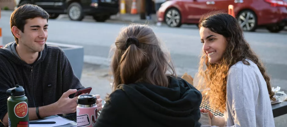 5 Tips for Leading a Mixed Small Group | InterVarsity